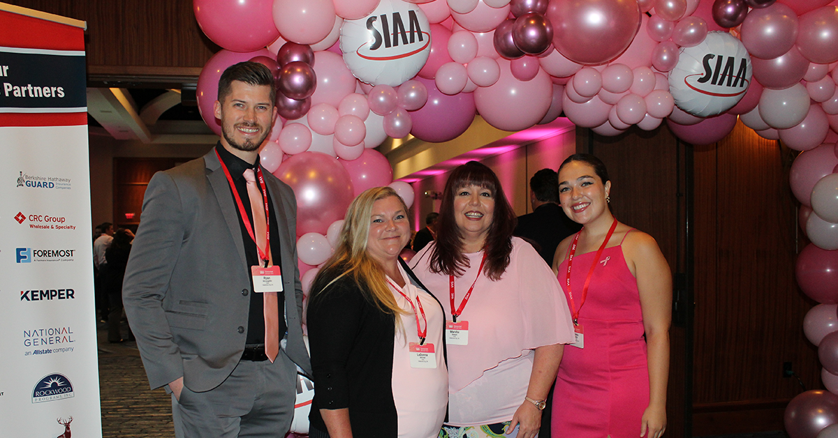 Over 300 Attend SIAA's National Business Meeting - SIAA